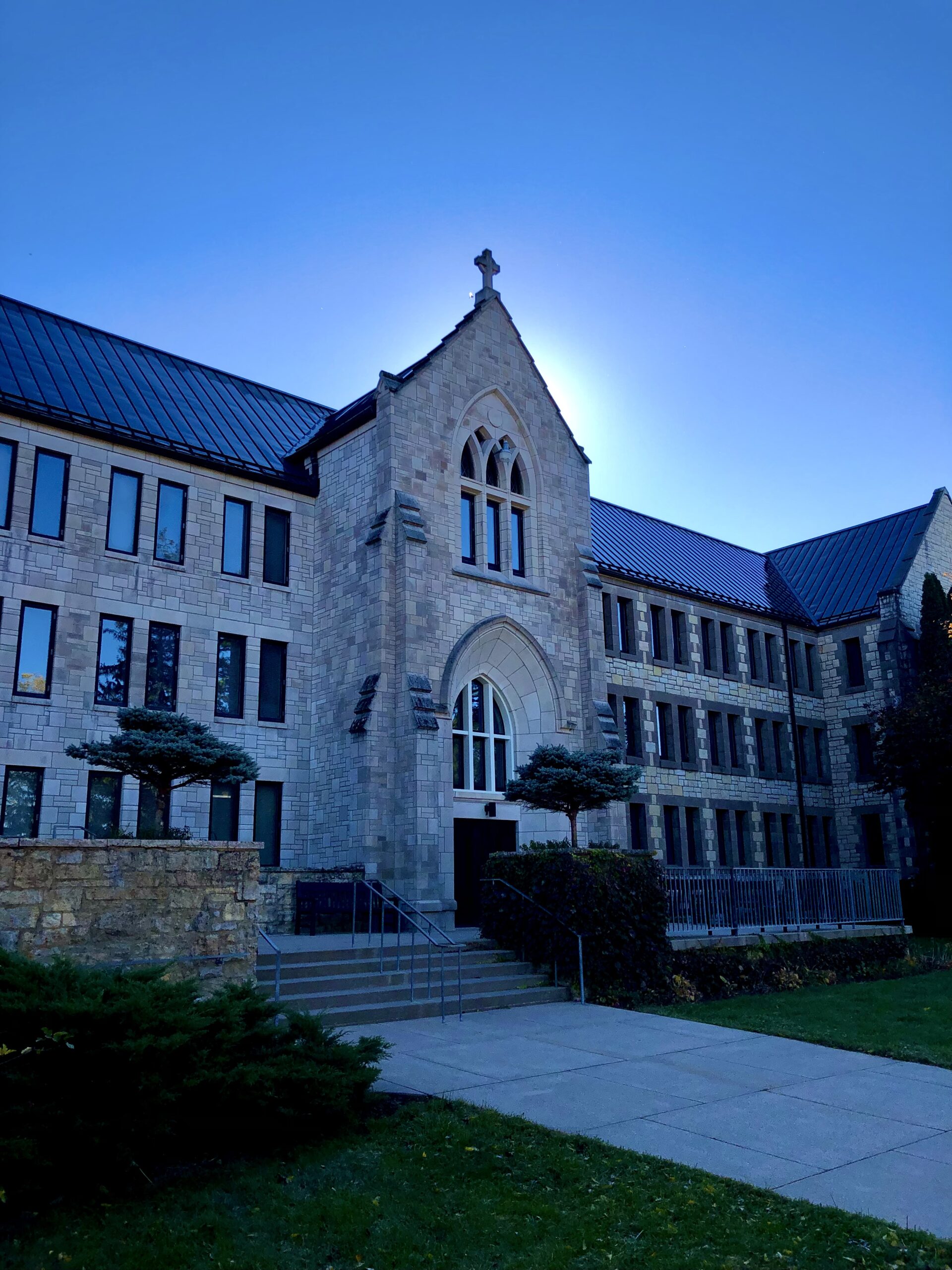 Thankful for the delightful Irish monks of Iowa – The Boy Monk